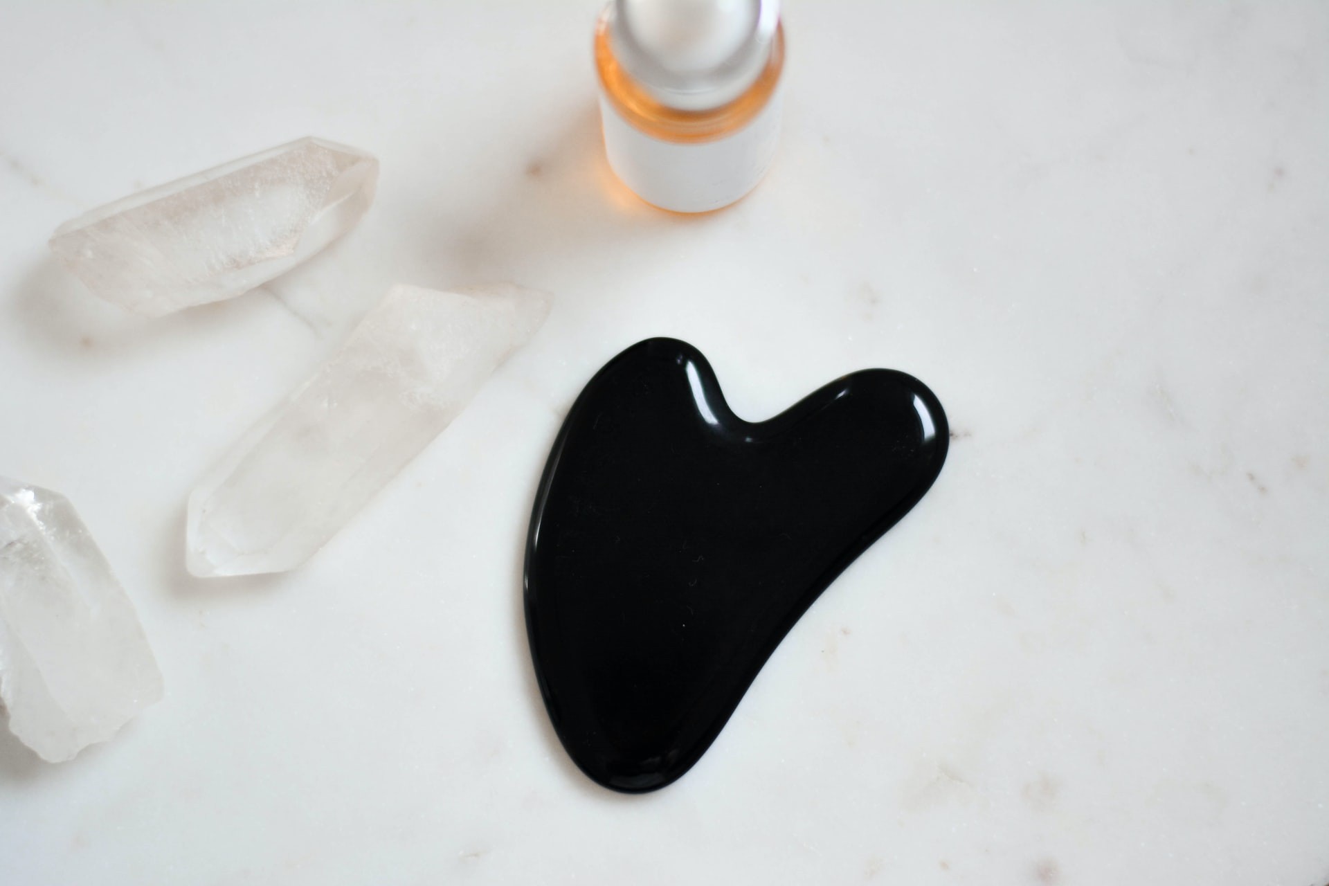 What is Gua Sha: Everything You Need to Know | The Good Boutique